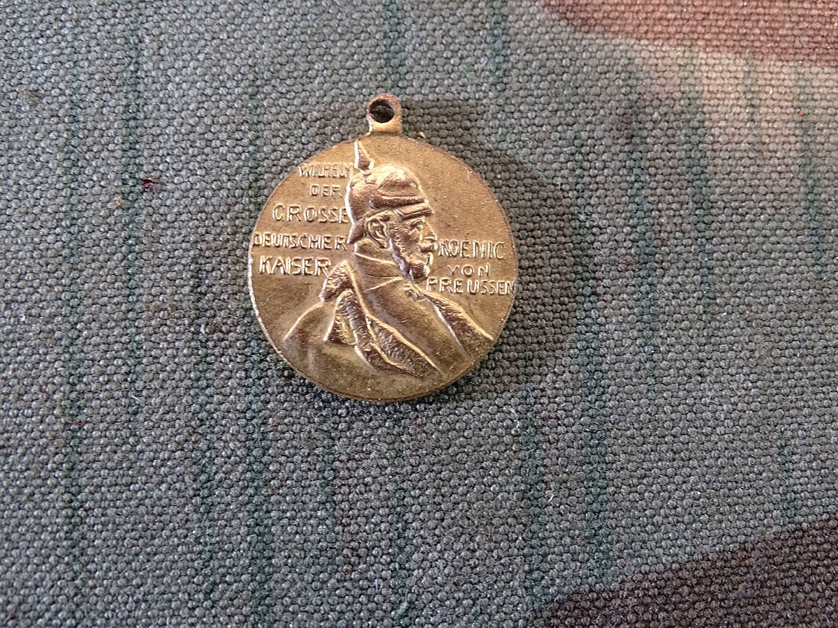 Preussen, Miniatur Centenaermedaille, zum 100. Geburstag von Kaiser Wilhelm I.für Frackkettchen ...