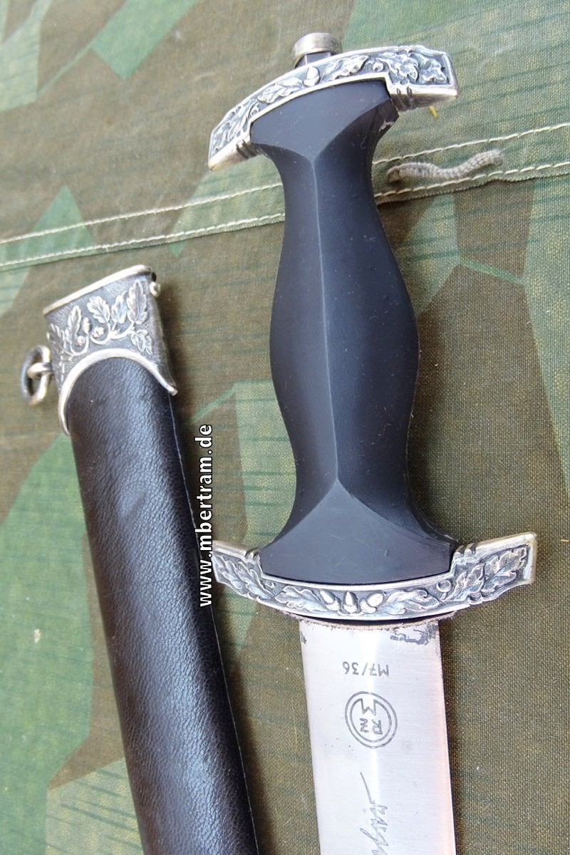 Alte Replik: SS Ehrendolch M 33 mit Eichenlaubdecor und Himmler Ätzung ...