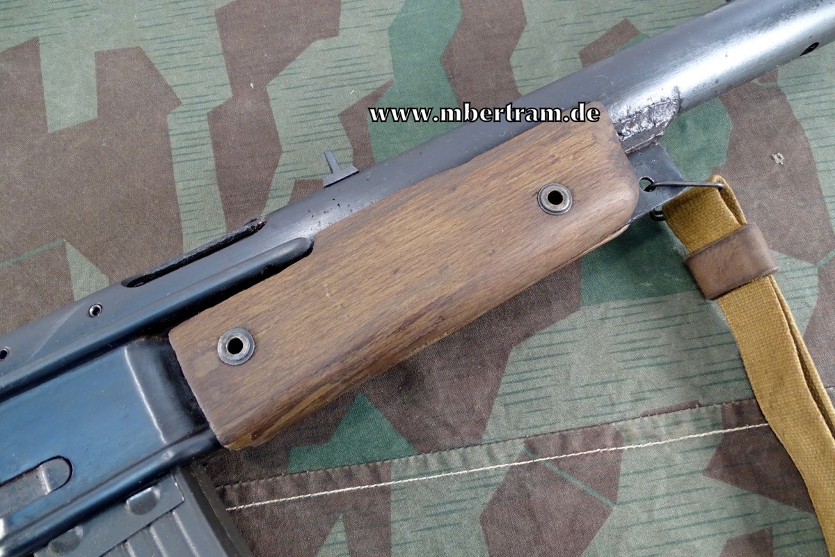 Extrem seltene Deko Gustloff-Volkssturm MP 507, Mai 45 !! , Stgw. 44 ...